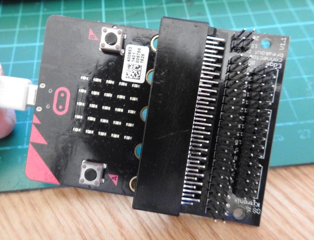 MicroBit Edge Connector Breakout Board - Microbit learning MicroBit Edge Connector Breakout Board - Microbit learning